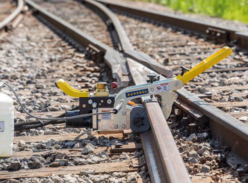 Equipos Hidráulicos | Pandrol